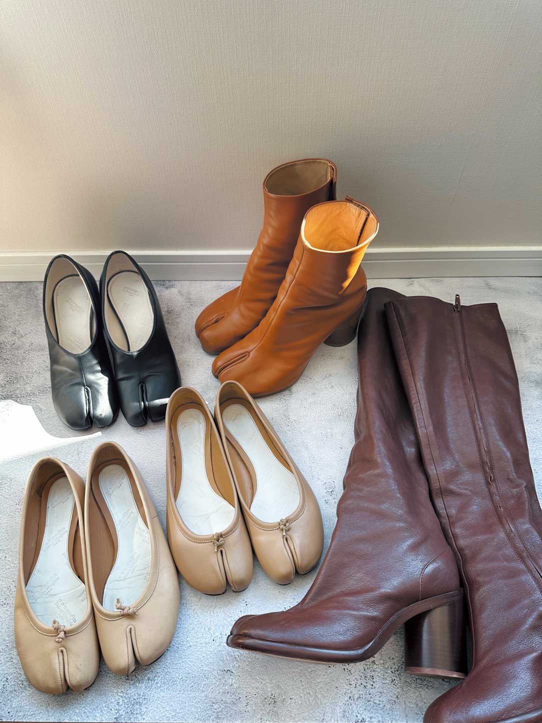 はき心地で選ぶとMaison Margielaになる【FATUITEディレクター藤井明子さん】のついつい集めちゃう！ 私の偏愛コレクション♡｜【公式】オトナミューズ ウェブ（otona MUSE）