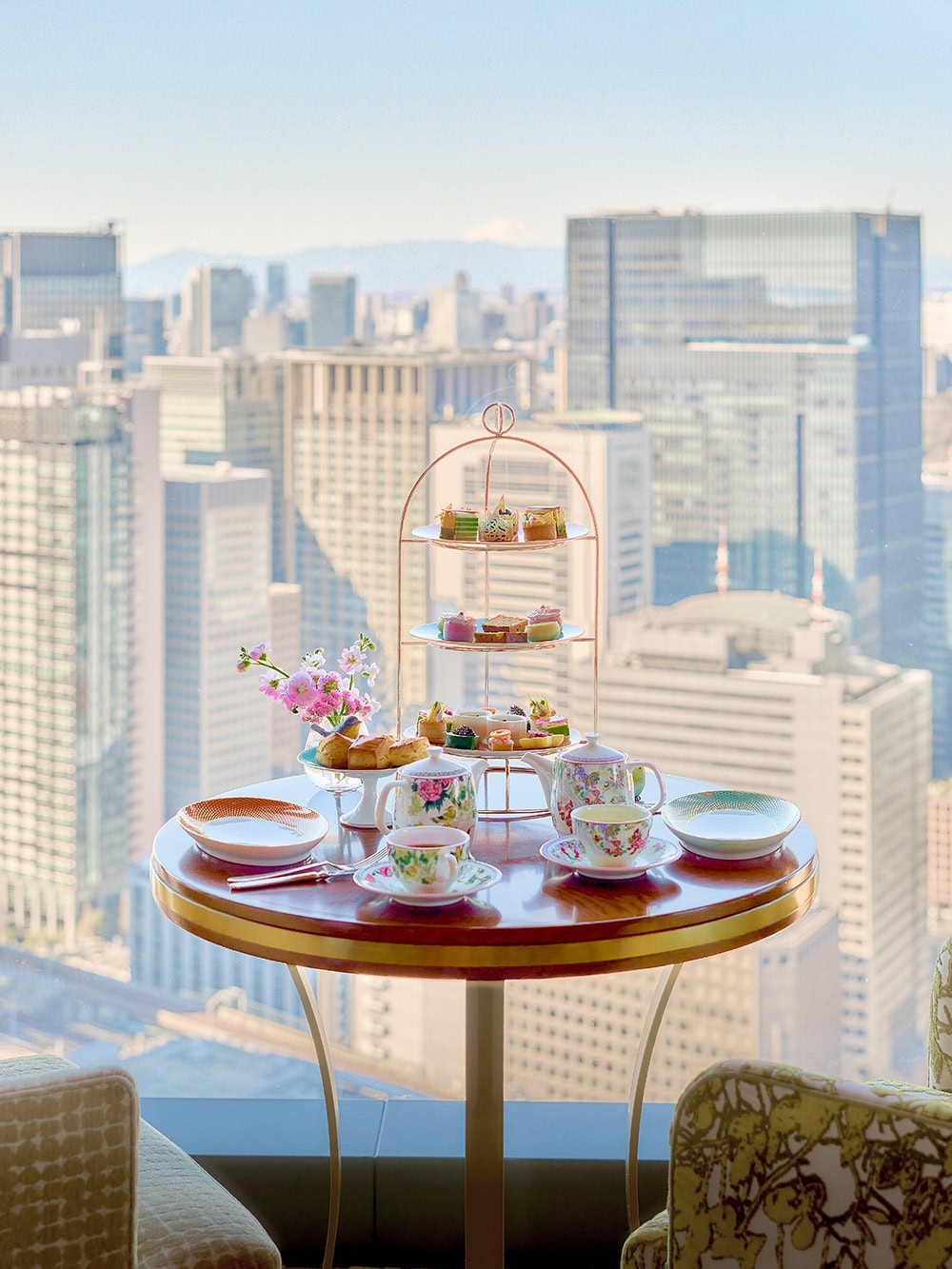 田中みな実、Ameriコラボの浴衣も登場！【KEITAMARUYAMA】30周年記念の豪華コラボ最新情報まとめ｜【公式】オトナミューズ ウェブ（otona MUSE）